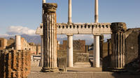 Skip-the-line Small-Group Pompeii Tour with Local Guide 2018