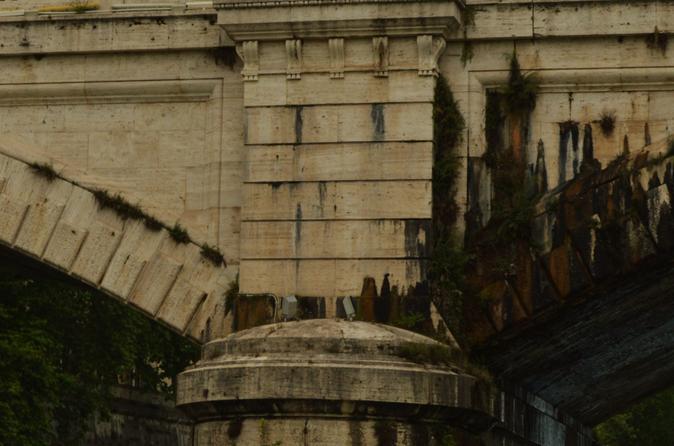 Rome Hop-On Hop-Off Tiber River Cruise with Bus Tour Option 2019