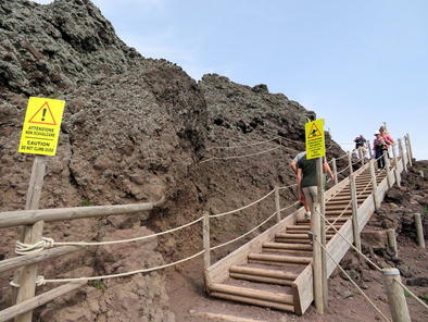 Mt Vesuvius and Pompeii Day Trip from Naples 2017