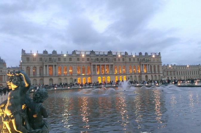 Versailles Night Fountain Show and Fireworks from Paris 2020