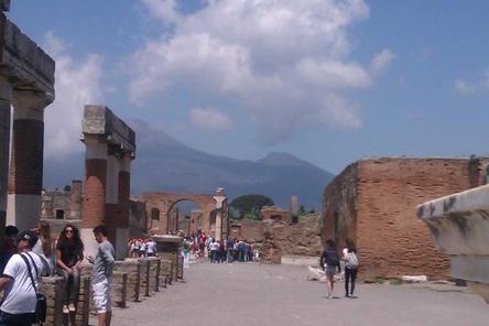 Pompeii Day Trip from Rome 2017 - Rome