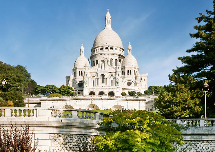 Paris Neighborhood Guide - Recommendations for Tours, Trips & Tickets ...