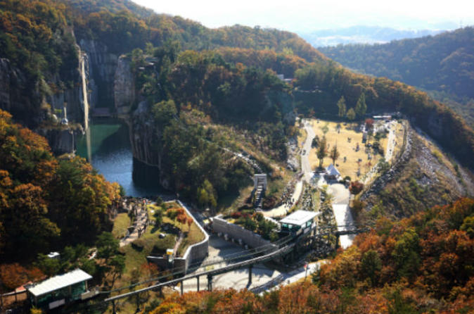 Pocheon Art Valley, Strawberry farm & Herb Island Day Tour 2019 - Seoul